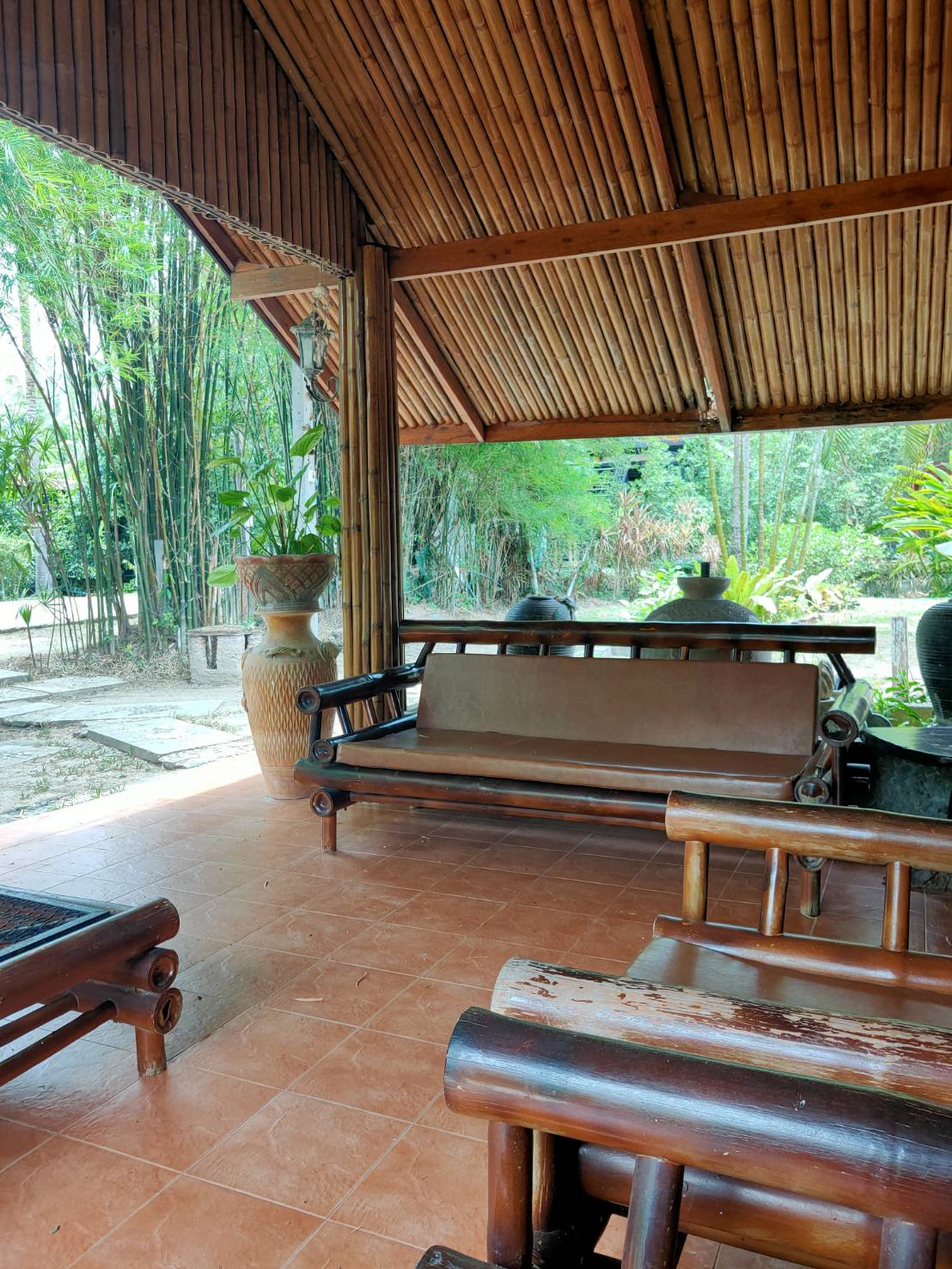 Kaengkrachan Boathouse Paradise Resort – ที่พักแก่งกระจาน